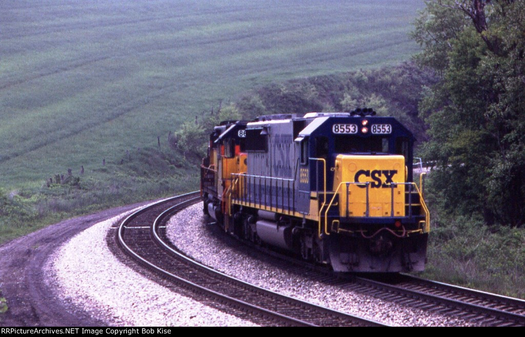 CSX 8553 helper set, eastbound